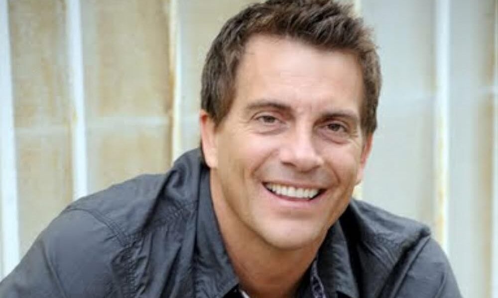 Actor y director estadounidense Mike Gunther está internado en Punta ...